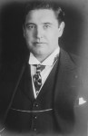 John McCormack Society – A site dedicated to the legendary Irish tenor.