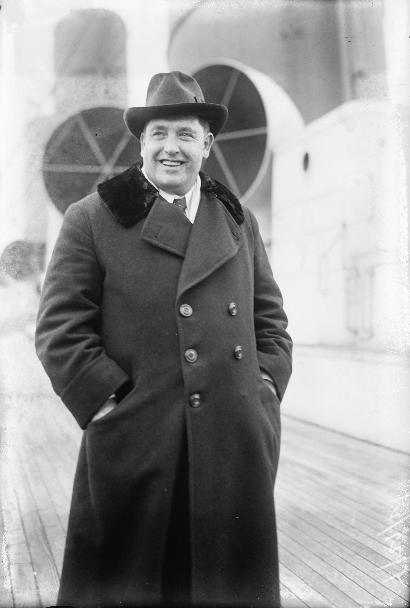 John McCormack Society – A site dedicated to the legendary Irish tenor.